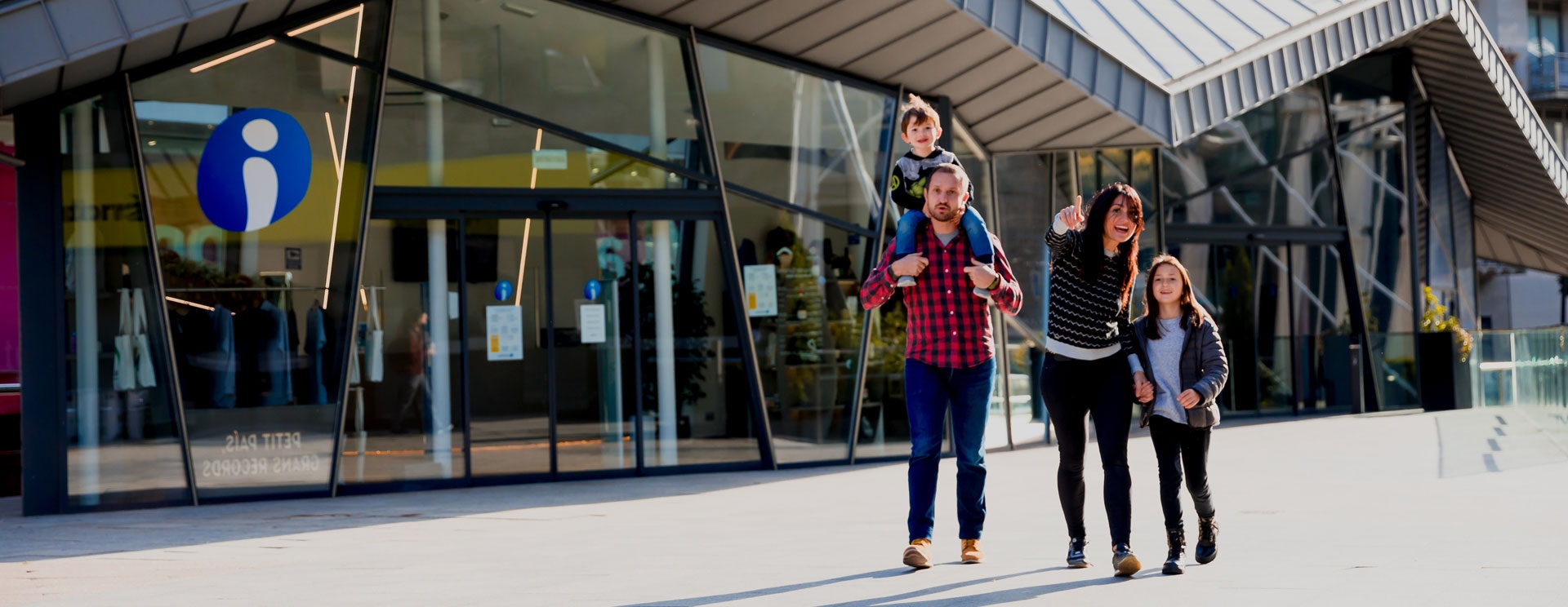 Tourist information offices